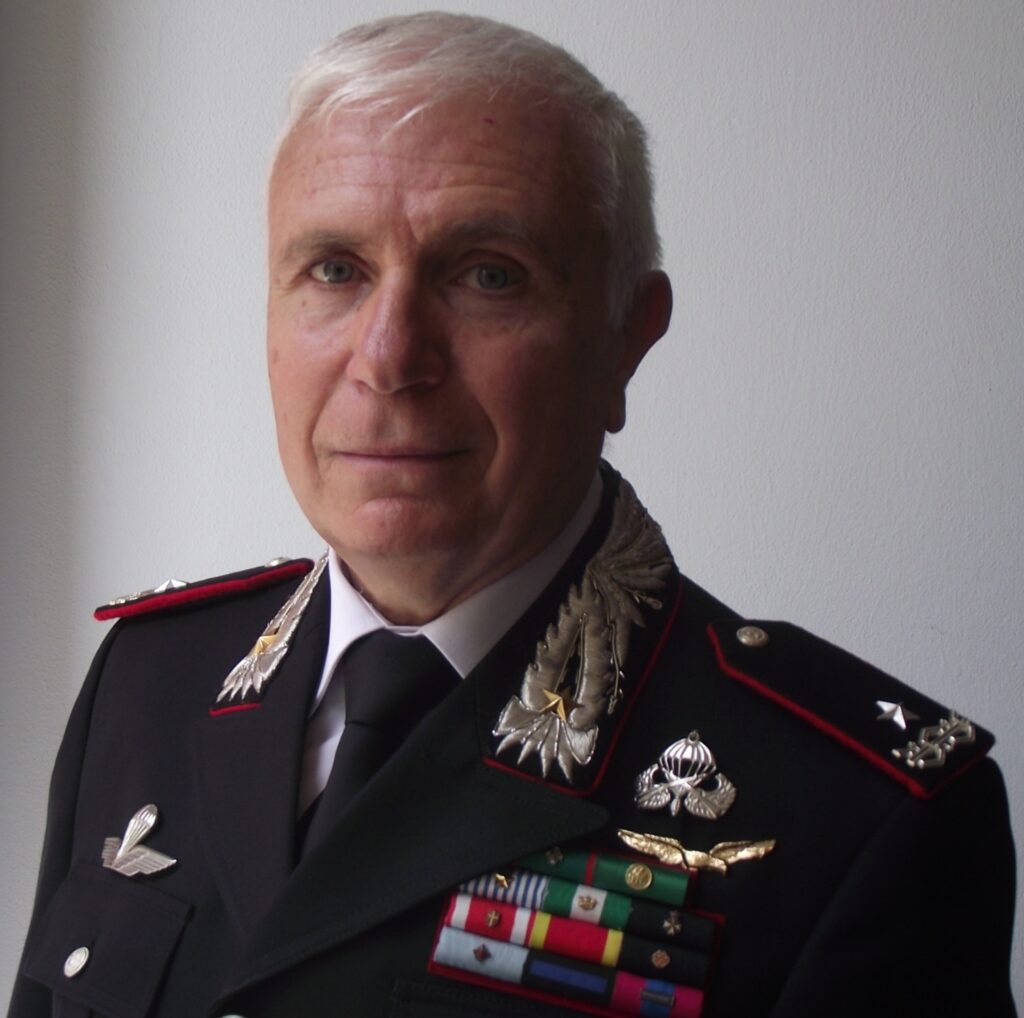 Carabinieri: il Generale Luciano Zarbano lascia il servizio attivo ...